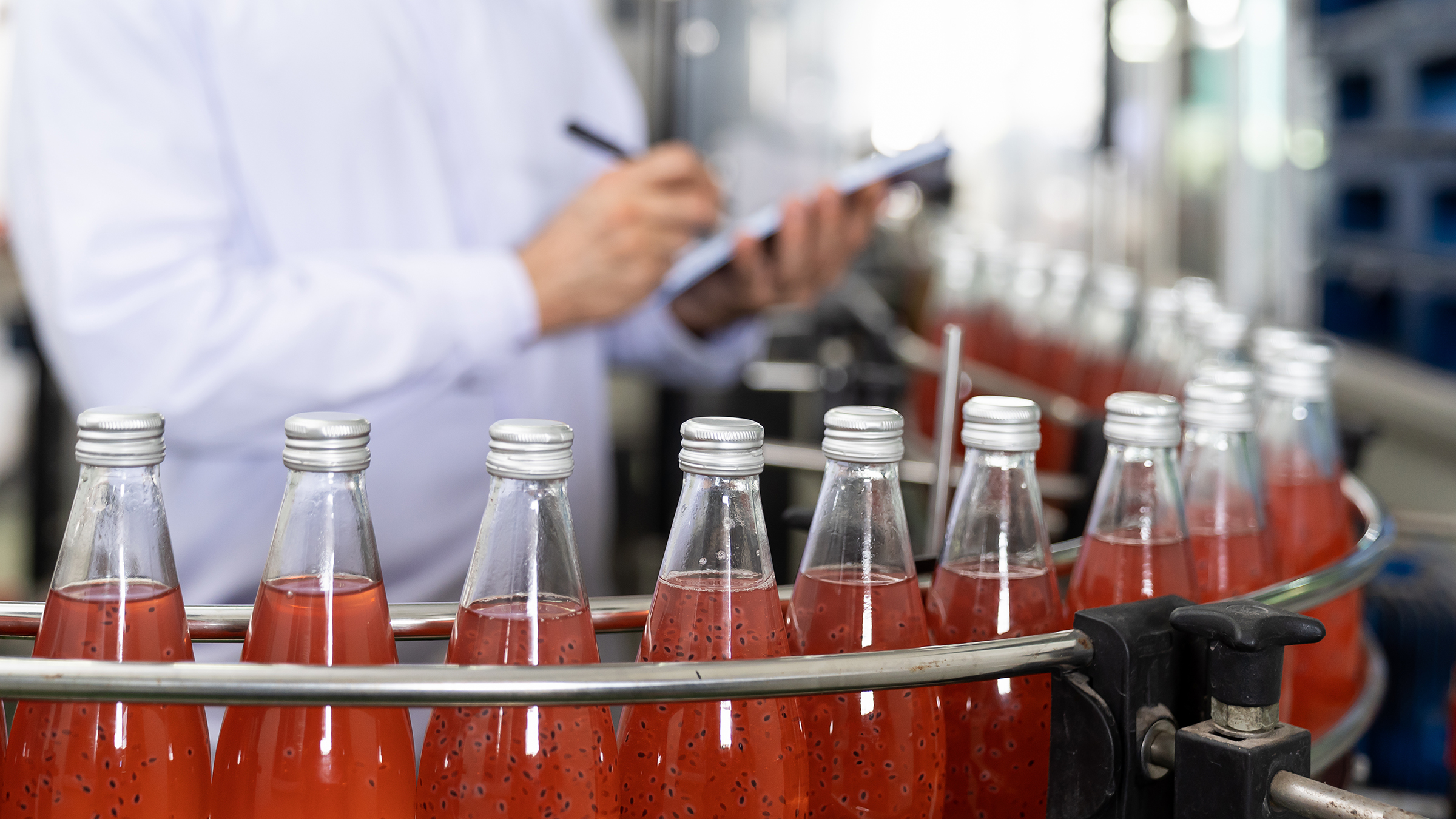 6 Ways to Fight the Food & Beverage Worker Shortage | Rockwell Automation